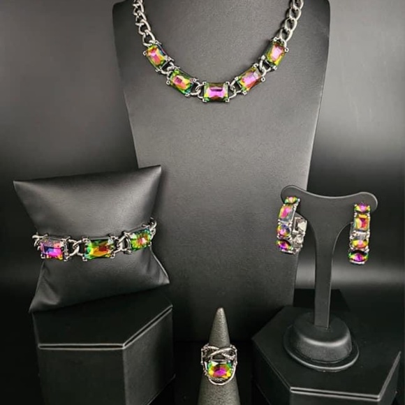 paparazzi | Jewelry | Paparazzi Fashion Fix Set June 223 Magnificent ...